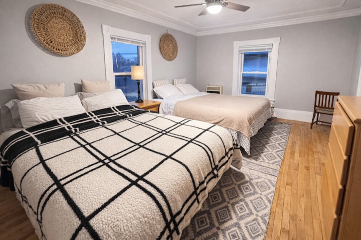 Charming Stay Near Uconn & Coventry Lake - Coventry, CT