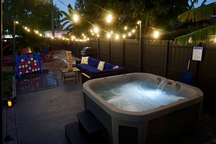 Hot Tub - Miami Escape Near Beach & Night Life - Miami Gardens, FL