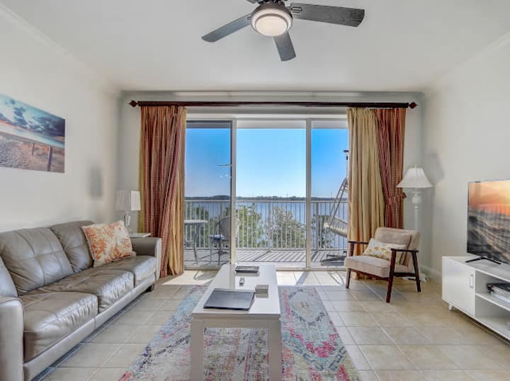 New! 1-king Bedroom/2 Baths With Breathtaking View - Lake Buena Vista, FL