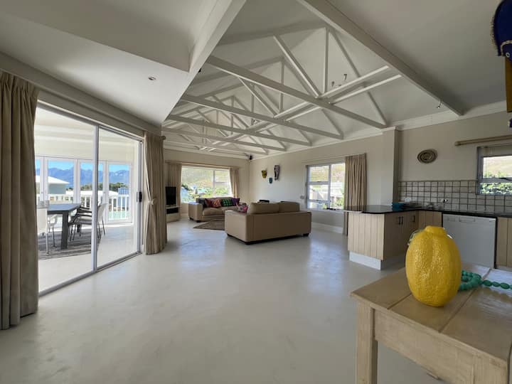 "Good Times" Beach House In Rooiels, Western Cape - Rooi-Els