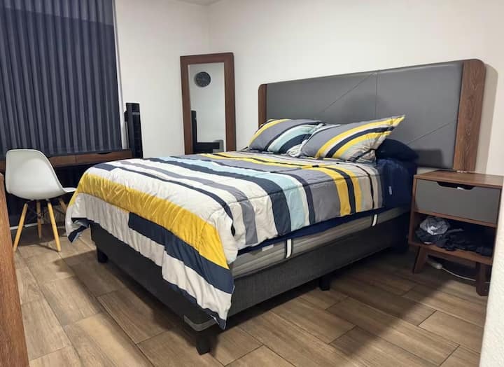 Muhteşem Dağ Manzaralı Ferah 1+1 Daire - Gökçeada