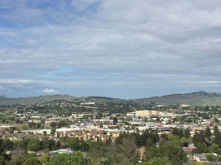 Vallejo Vista
Panoramic View Of Napa River! - Vallejo, CA