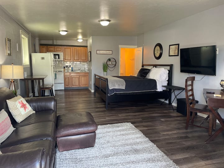 Cozy Studio Short Term - Richland, WA