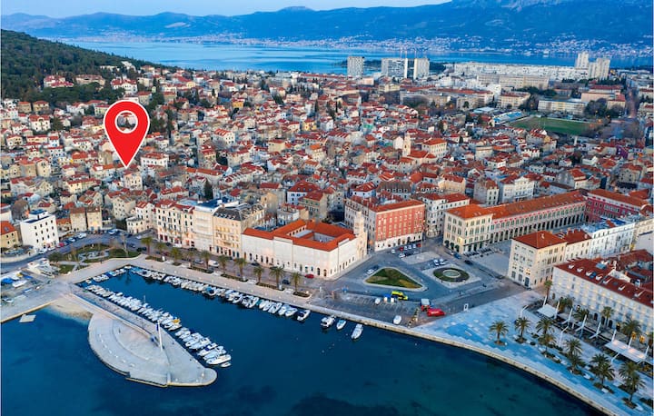 4 Bedroom Beach Front Home In Split - 斯普利特