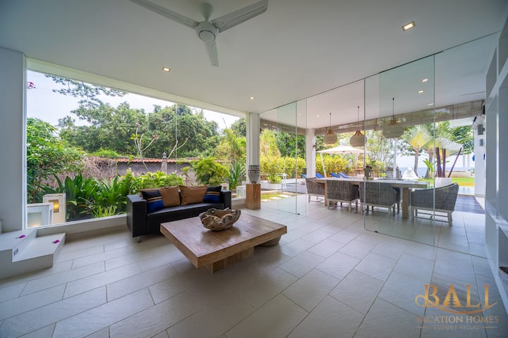 Villa Ibiza - Romantic Place For Lovers! - Indonesia