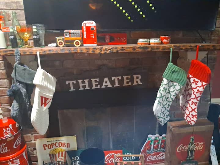 Brick Beauty ~ Game Room Arcades ~ 5 Br, 11 Beds - Jackson, MS