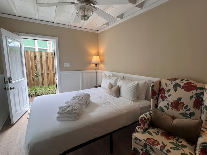 Charming Charleston Studioone! - Charleston, SC