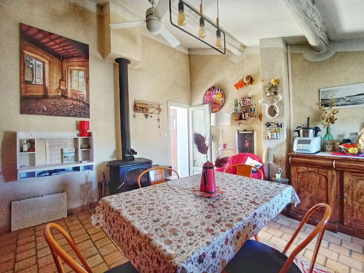 Maison De Village Avec Terrasse - Lourmarin