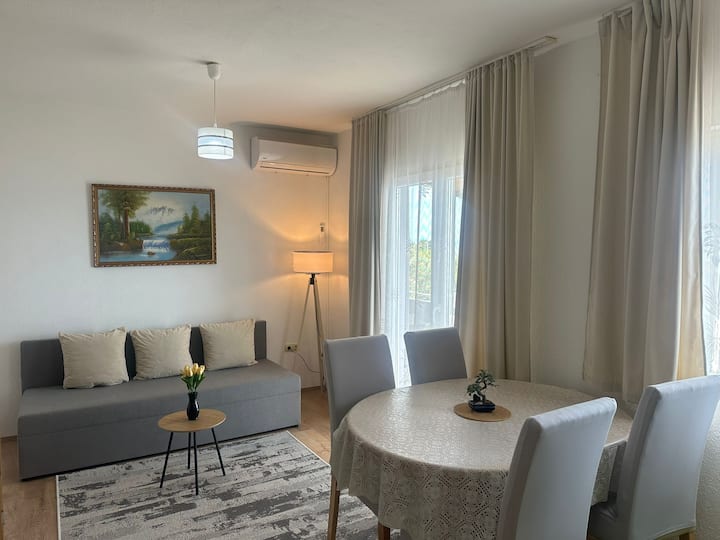 Beautiful Apartment 2+2 - Mimice