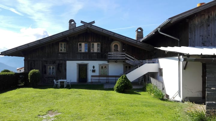 Entire Floor-village Center-sleeps 14-guestpass - Brixen