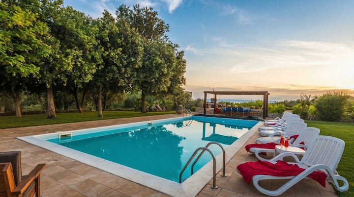 Villa Avec Vue Spectaculaire Sur La Mer Et Piscine - Alghero