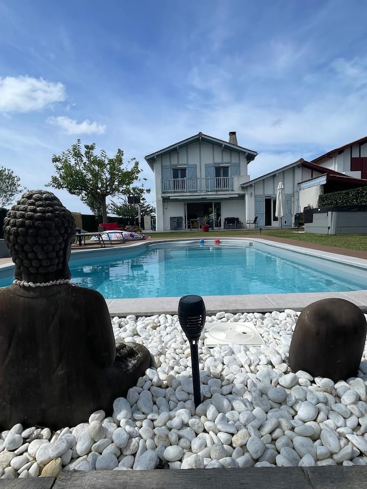 Maison Avec Piscine Et Spa 10 Minutes De La Plage - Bidart