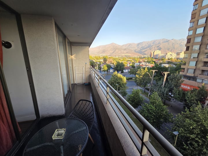 Metro Manquehue, Ubicacion Premium, Parking Free. - Las Condes