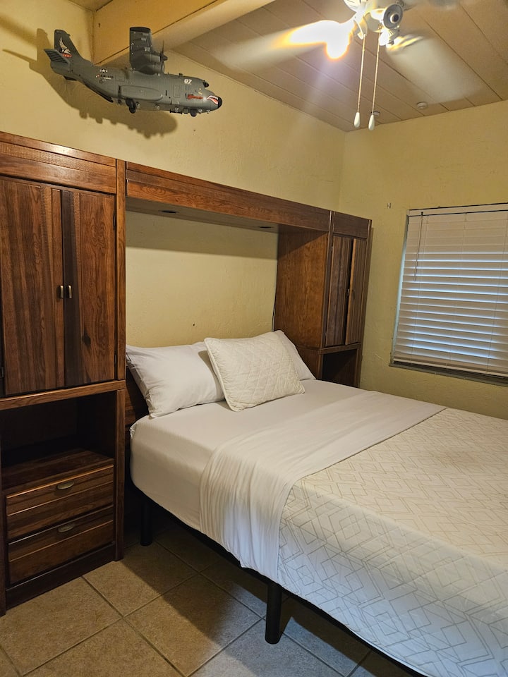 Oasis Pineapple Cove 3 Bedroom  # 1 (Pets Welcome) - 墨爾本