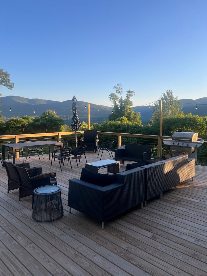 Catskills Cabin Surrounded By Mountain Views+spa!