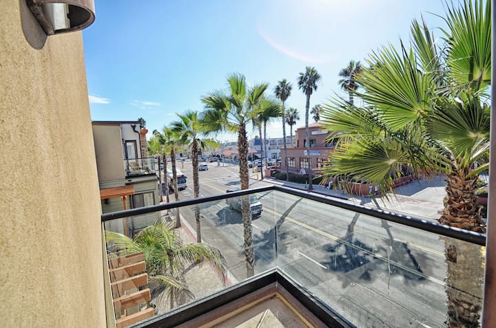 Pet-friendly, Across To Beach Plus A/c And Parking - SeaWorld San Diego, San Diego