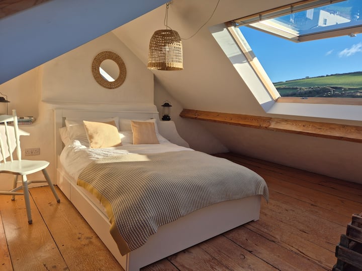 Burgh Island - Swc Path -Beach 1 Min-3 Bed Cottage - Bigbury-on-Sea