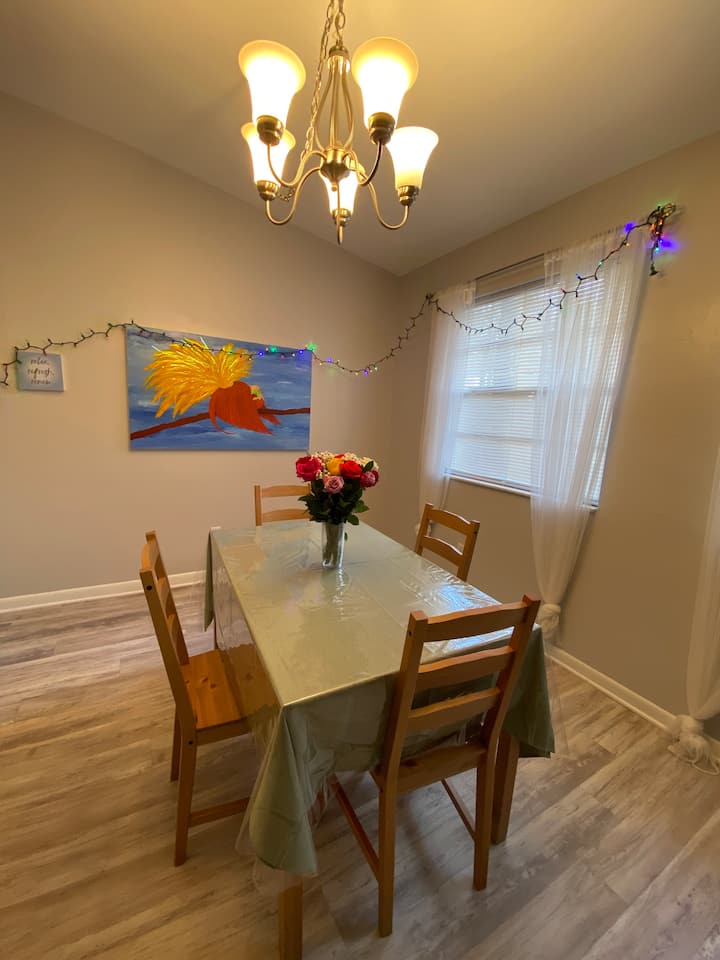 Spacious Private Room Near Uf & Hospitals - Gainesville, FL