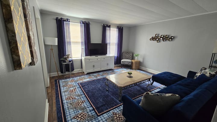 Affordable Stay For Working Professionals-sleeps 6 - Utica