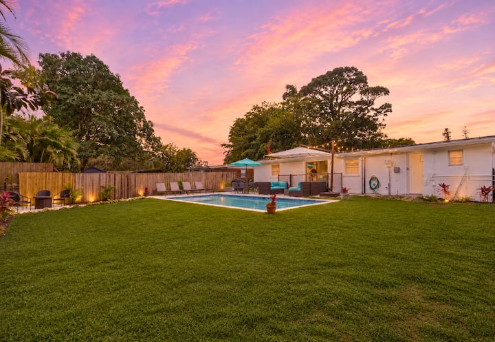 "La Casa Delmar" Heated Pool! Close To Beaches And 5th Ave. - Naples