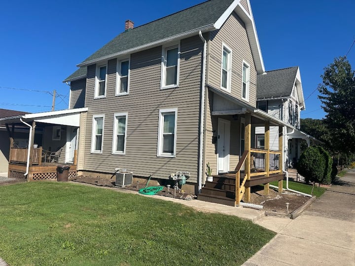 Fully Renovated 2 Bedroom Home - Williamsport