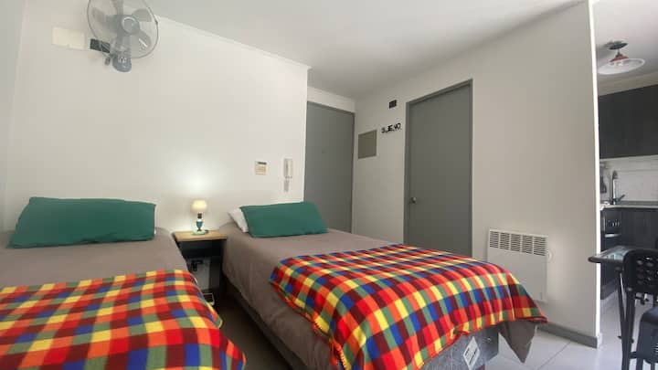 Bonito Studio Con Terraza A Pasos De Providencia - Providencia