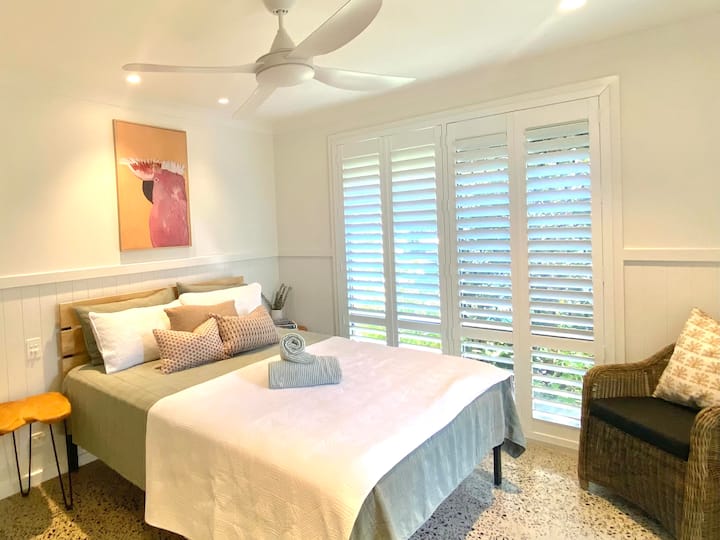 Brunswick Heads Beach House | Walk To Everything - Ocean Shores