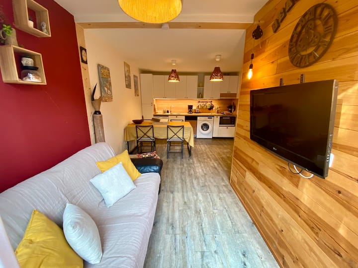 Maisonnette Paisible Dans La Pinède - Lacanau