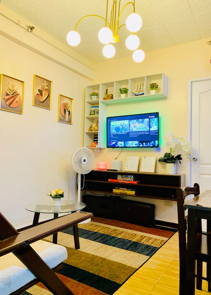 2br Maiden | Wi-fi+ Netflix+ Videoke - Valenzuela