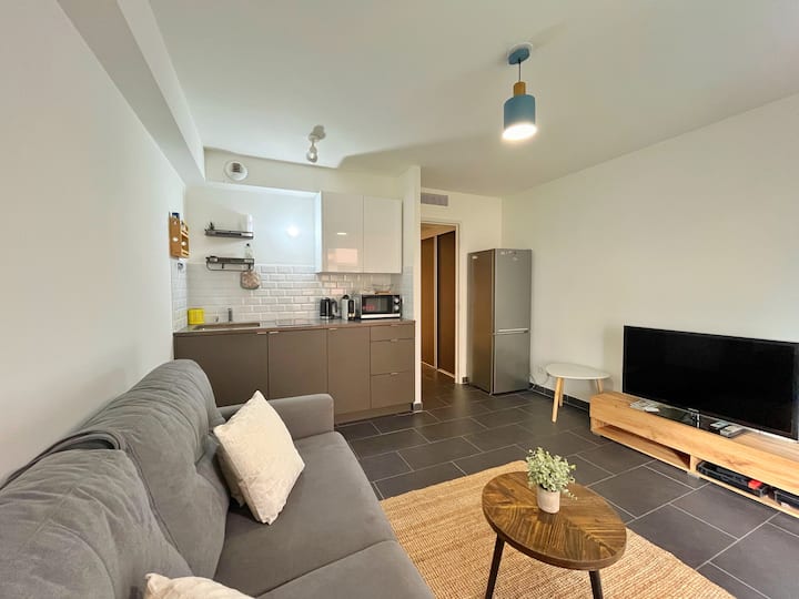 Studio Climatisé/100mt Des Plages/ Parking Gratuit - Plage du Borrigo (Menton)