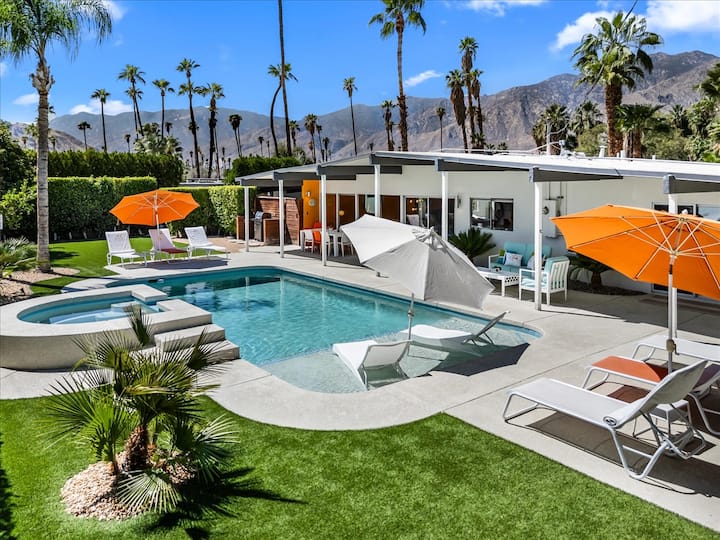The Beverly Astro House – Desert Chic Escape - Palm Springs, CA