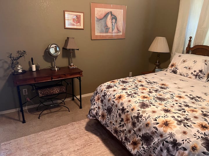 Spacious & Comfy 1 Bedroom Apartment North Phoenix - Phoenix, AZ