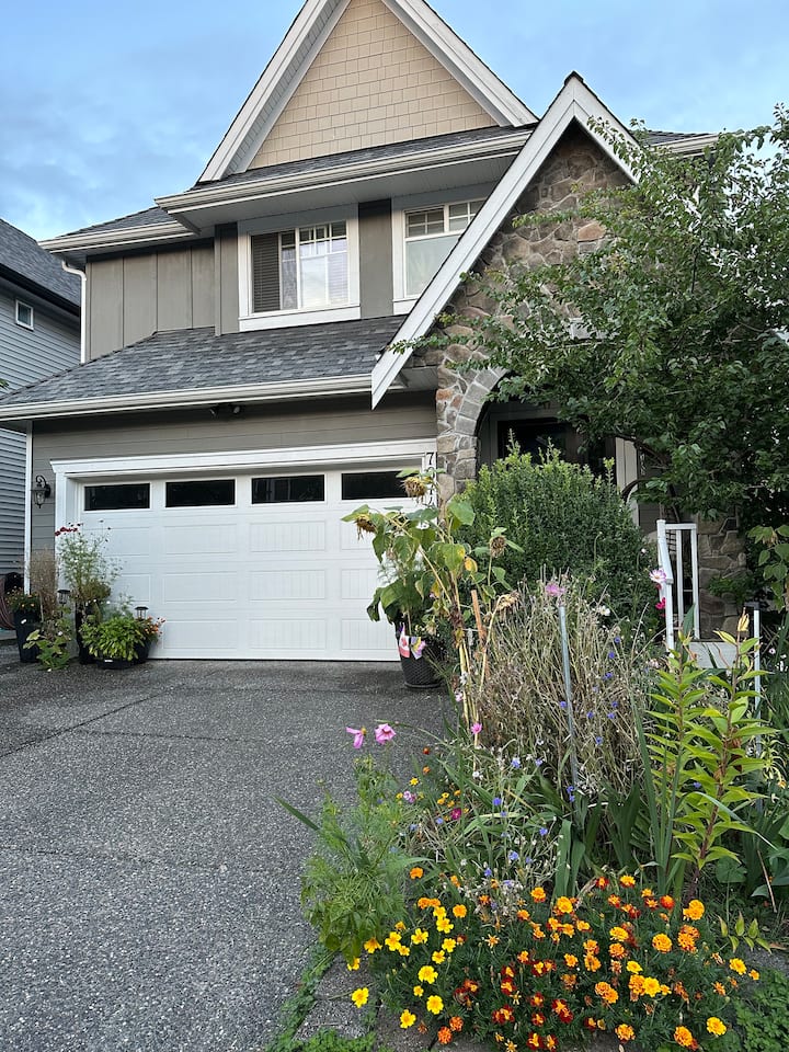 The Willoughby Home - Langley