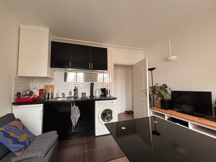 Beautiful Two Rooms (30m2) - France