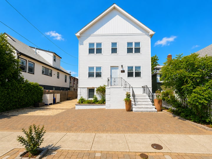 Front Unit:family Rental 4br/2ba 1 Block To Beach - Seaside Heights, NJ