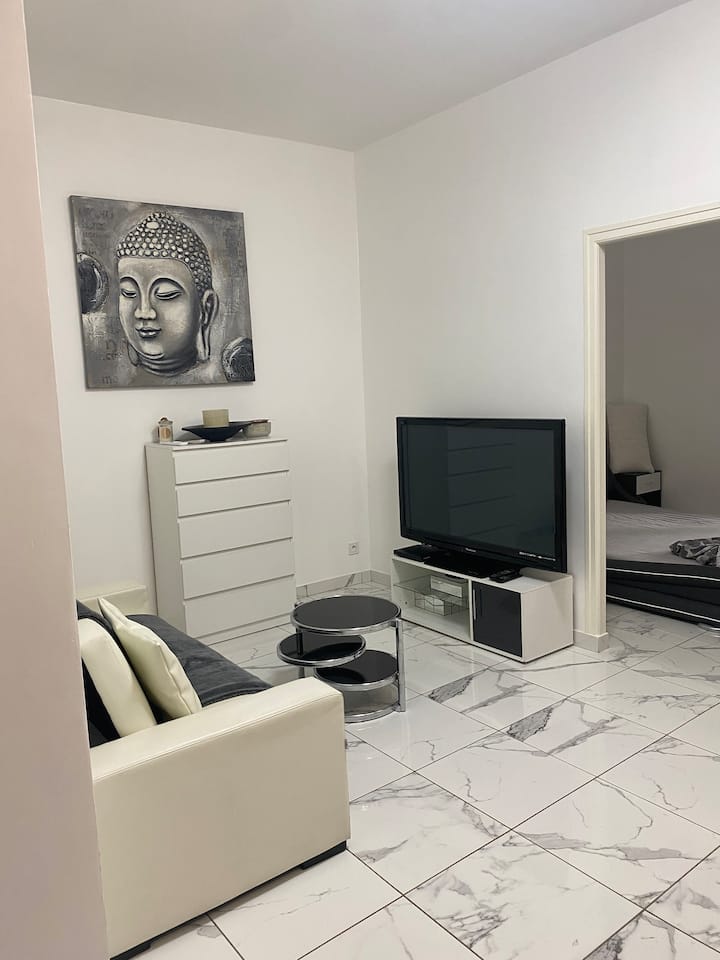 Appartement 40 M2
Avec Son Patio Jacuzzi - Marseillan