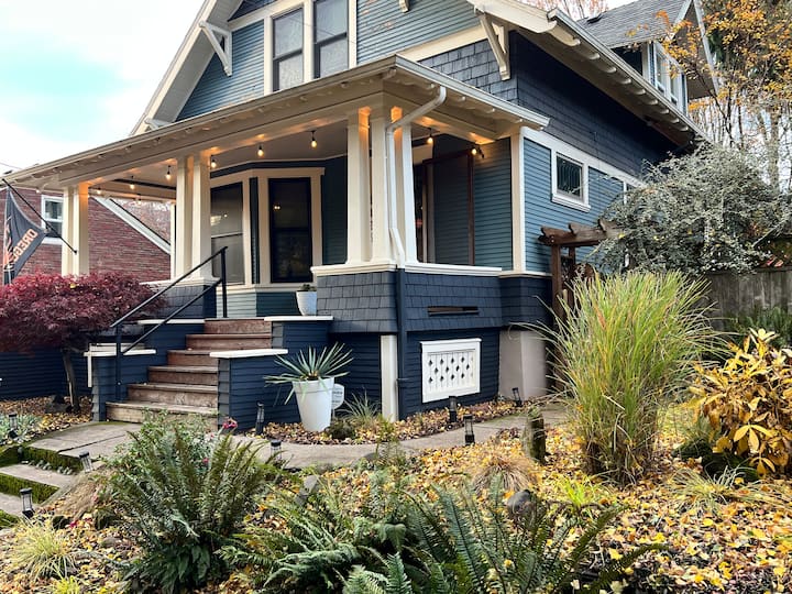 Spacious, Cozy, Artsy Flat W New Stove & Bathroom! - Portland, OR