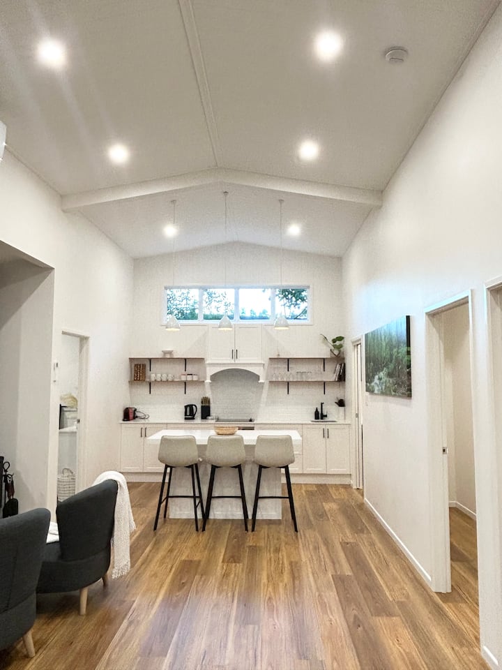 Secret Treetops Cottage, Sunshine Coast - Sunshine Coast