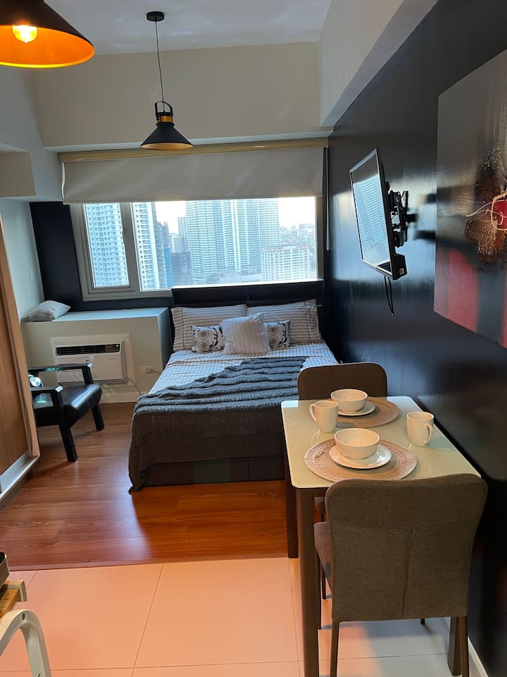 Studio In Eton Towers Makati - マカティ