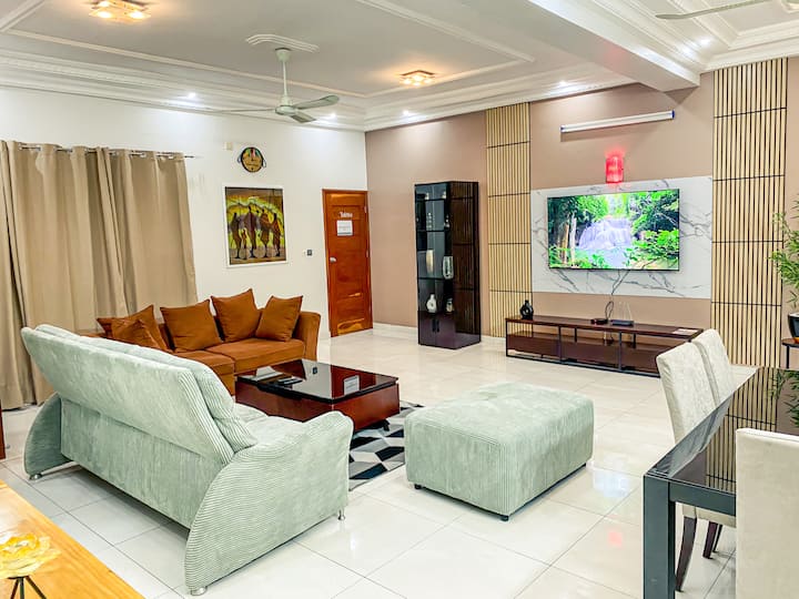 Appart Luxueux Et Moderne - Cotonou
