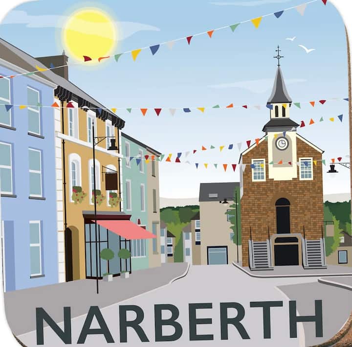 Located Within Walking Distance Of Narberth Town. - Pembrokeshire