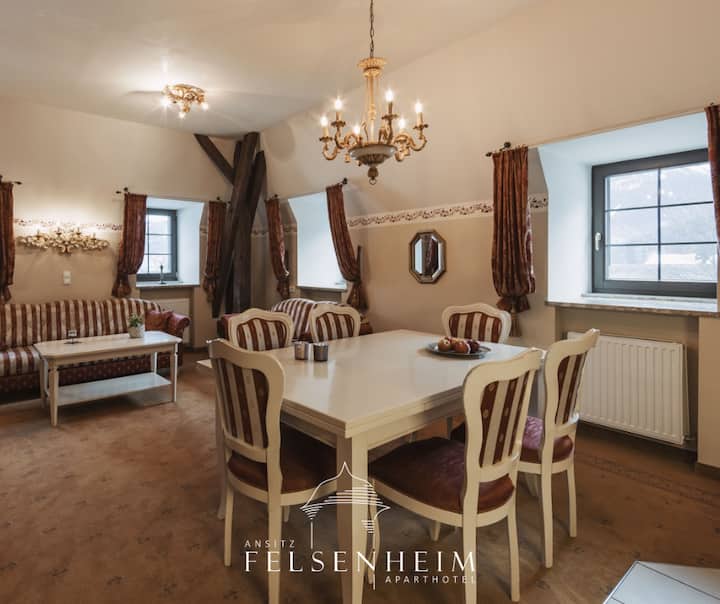 Wohnen Wie Der Adel Von Einst - 
