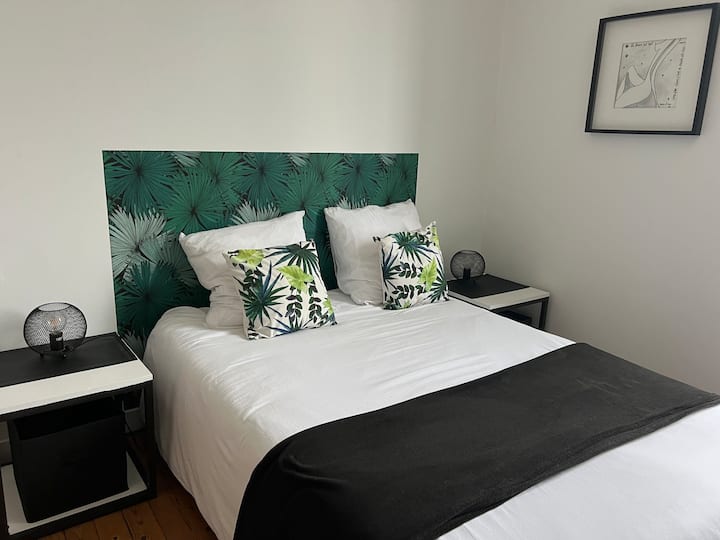 Agréable Chambre D'hôtes Avec Jardin - Cannes