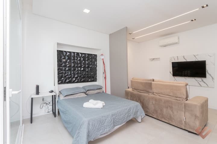 Loft Central Em Pelotas, Garagem, Studio Xavante - Pelotas