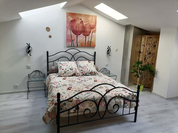 La Pivoine De Montmiral - Saint-Lattier