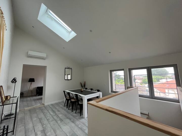 Elegant In The Heart Of Orange - Orange, France