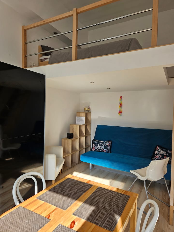 Jasny & Spokojny Apartment Poznań • Stary Browar - Poznań