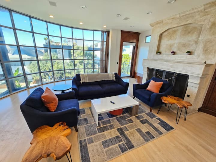 Luxury Venice 3 Bedroom 2 Bath, 1 Block To Beach! - Santa Monica, CA
