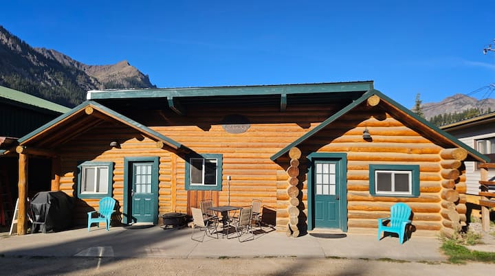 Pidex Cabins- Classic Cooke City Cabins - Cooke City-Silver Gate, MT