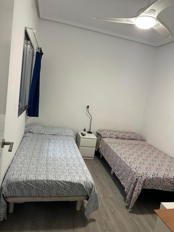 Cómoda Habitación A Menos De 500 Metros De Playa - Alboraya